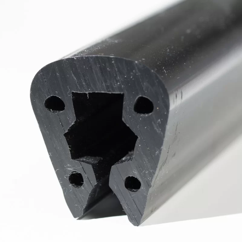 Fenderlist PVC 4/2 Hard PVC Sort | Fenderlister til båten din!