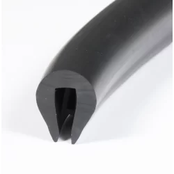 Fenderlist PVC40 Sort | Fenderliste til båten din!